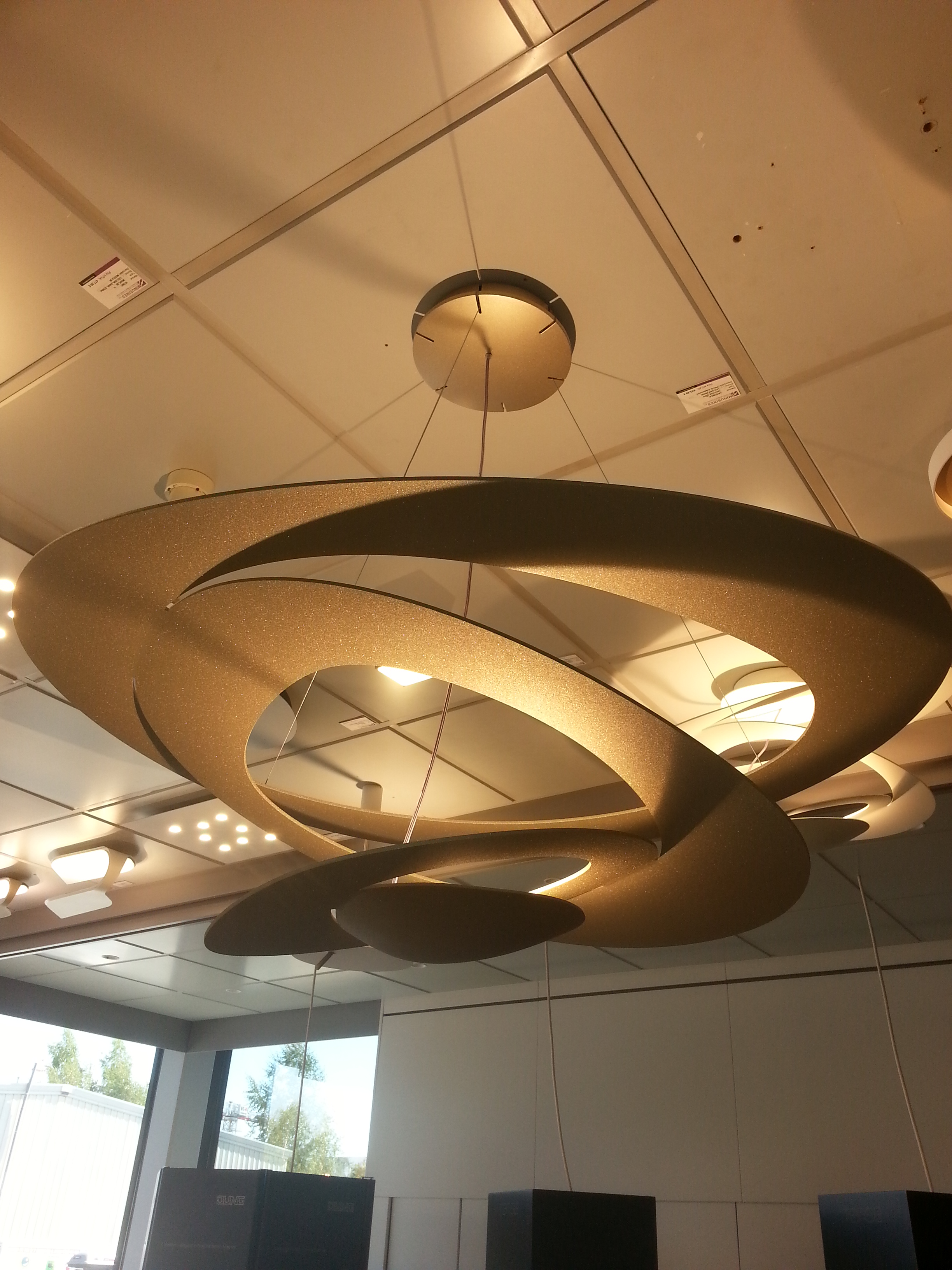Luminaire Pirce – Minusines S.A.